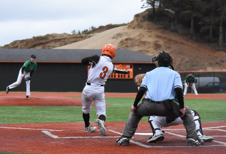 Taft Tigers Varsity Baseball wins doubleheader