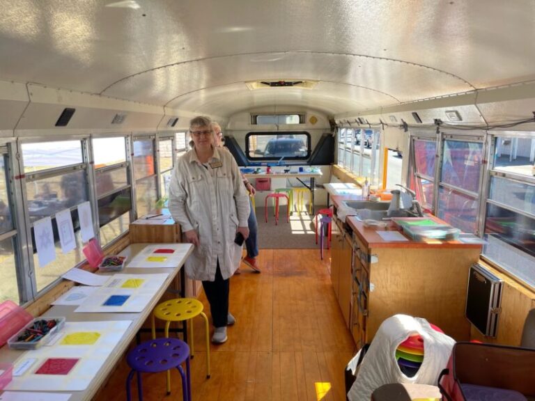 Oregon Coast Art Bus rolls into Lincoln City