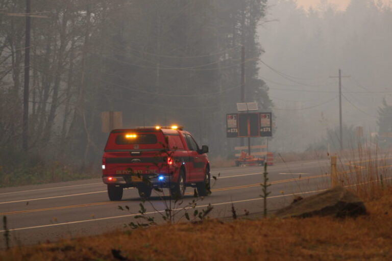 Pacific Power issues shutoff warning for extreme wildfire conditions