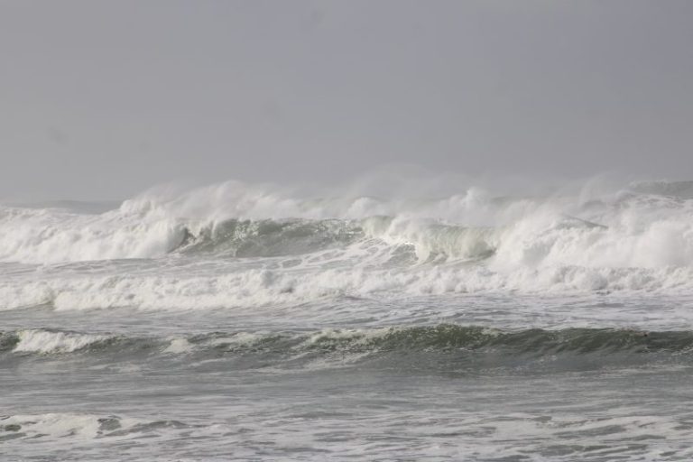 King Tide reigns over Lincoln City beaches